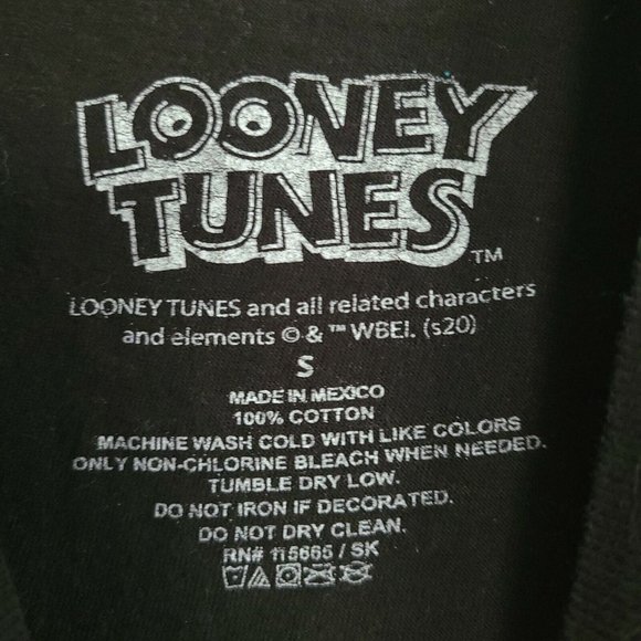 Warner Bros. | Shirts | Wb Looney Tunes Thats All Folks Tshirt Small ...